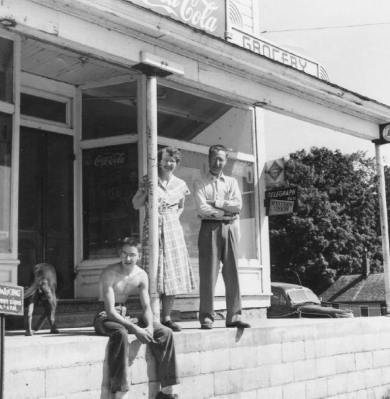 Omena's Outdoor Movies | Omena Village Preservation Association